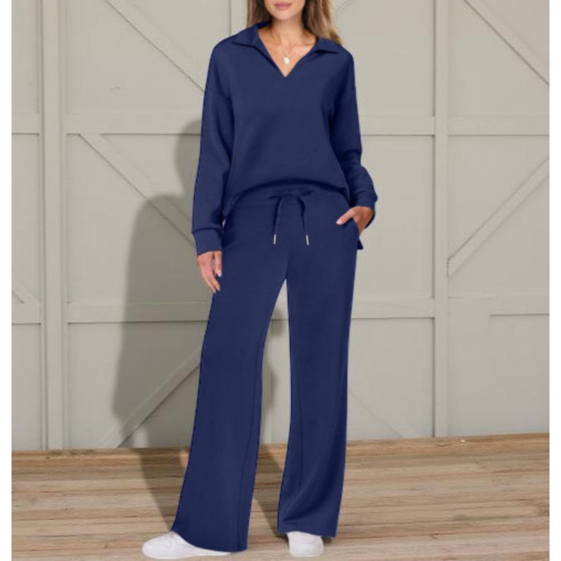 Women’s Loungewear Set - Minimalist Lounge Outfit - Relaxed Fit Top ...