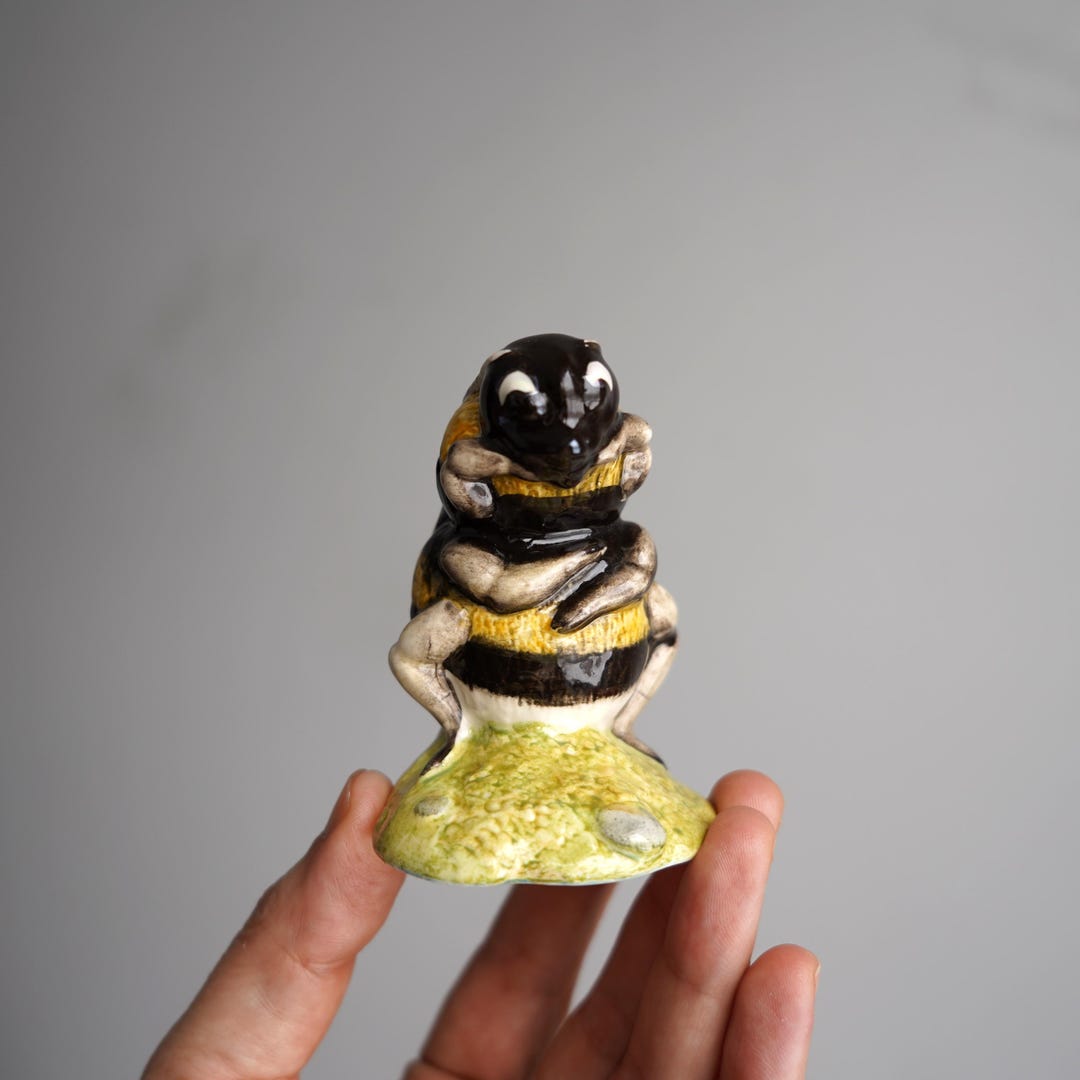 CHOICE: Royal Albert Beatrix Potter Babbitty Bee Ladybird Ladybug Made ...