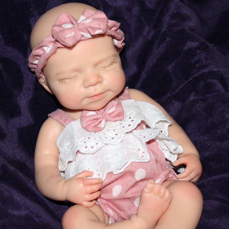 Custom Realistic Reborn Baby Dolls - Etsy