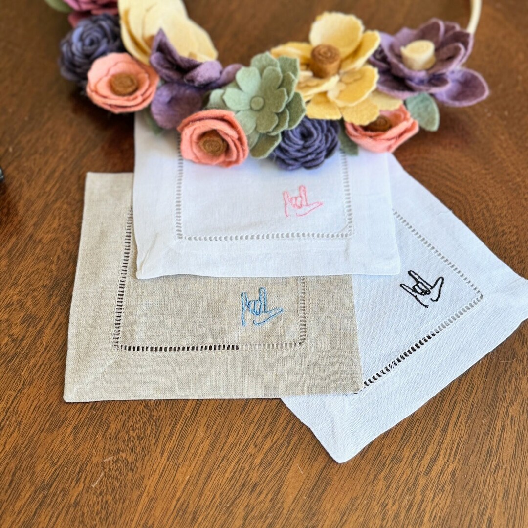 I Love You Hand Sign Language Linen Cocktail Napkins, Set of 4, Love ...