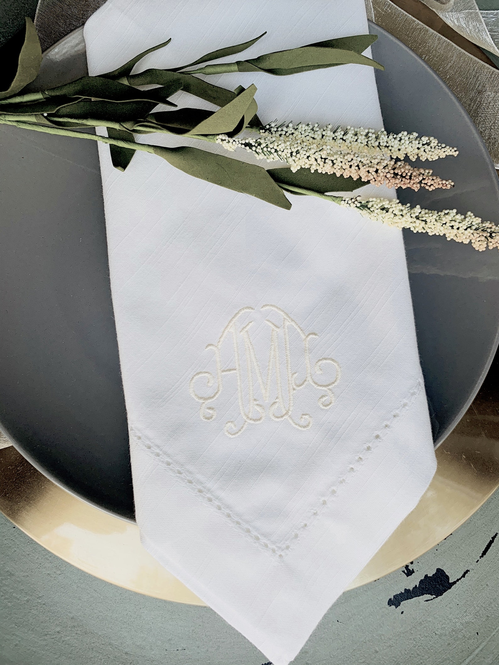 Abigail Monogrammed Embroidered Cloth Dinner Napkins 3 Letter - Etsy