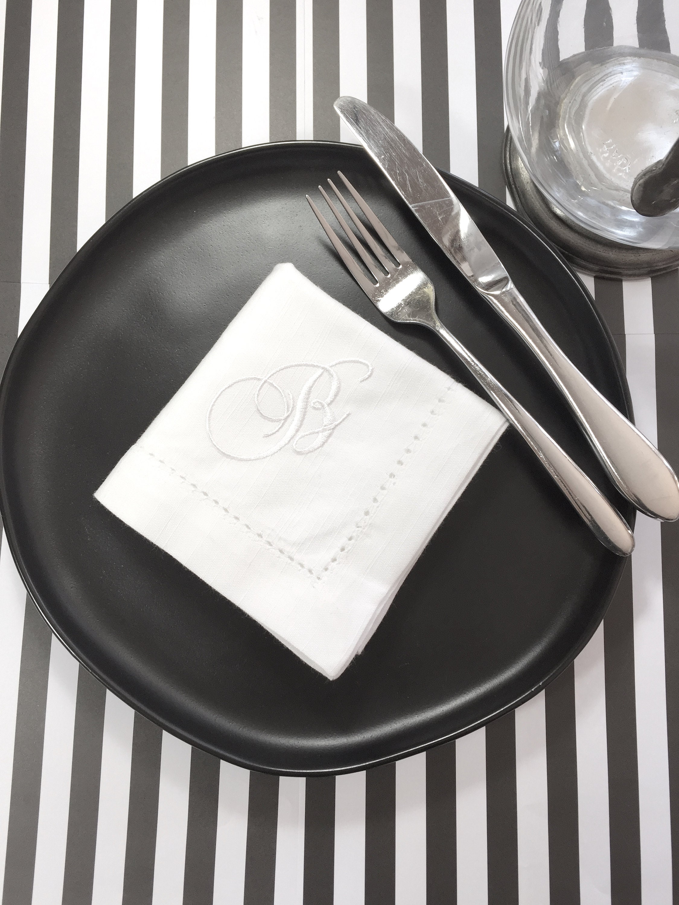 Your Choice Monogrammed Napkins / Set of 4 custom cloth | Etsy