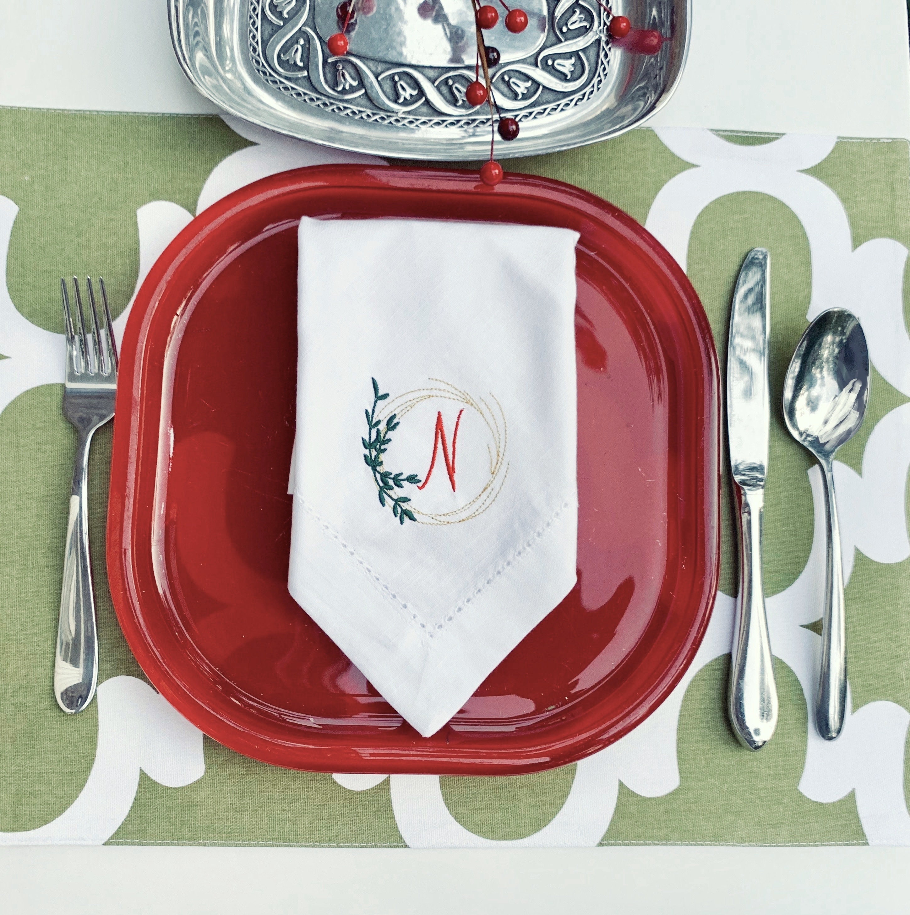 Leaf Branch Monogrammed Cloth Napkins / Set of 4 / Monogrammed | Etsy