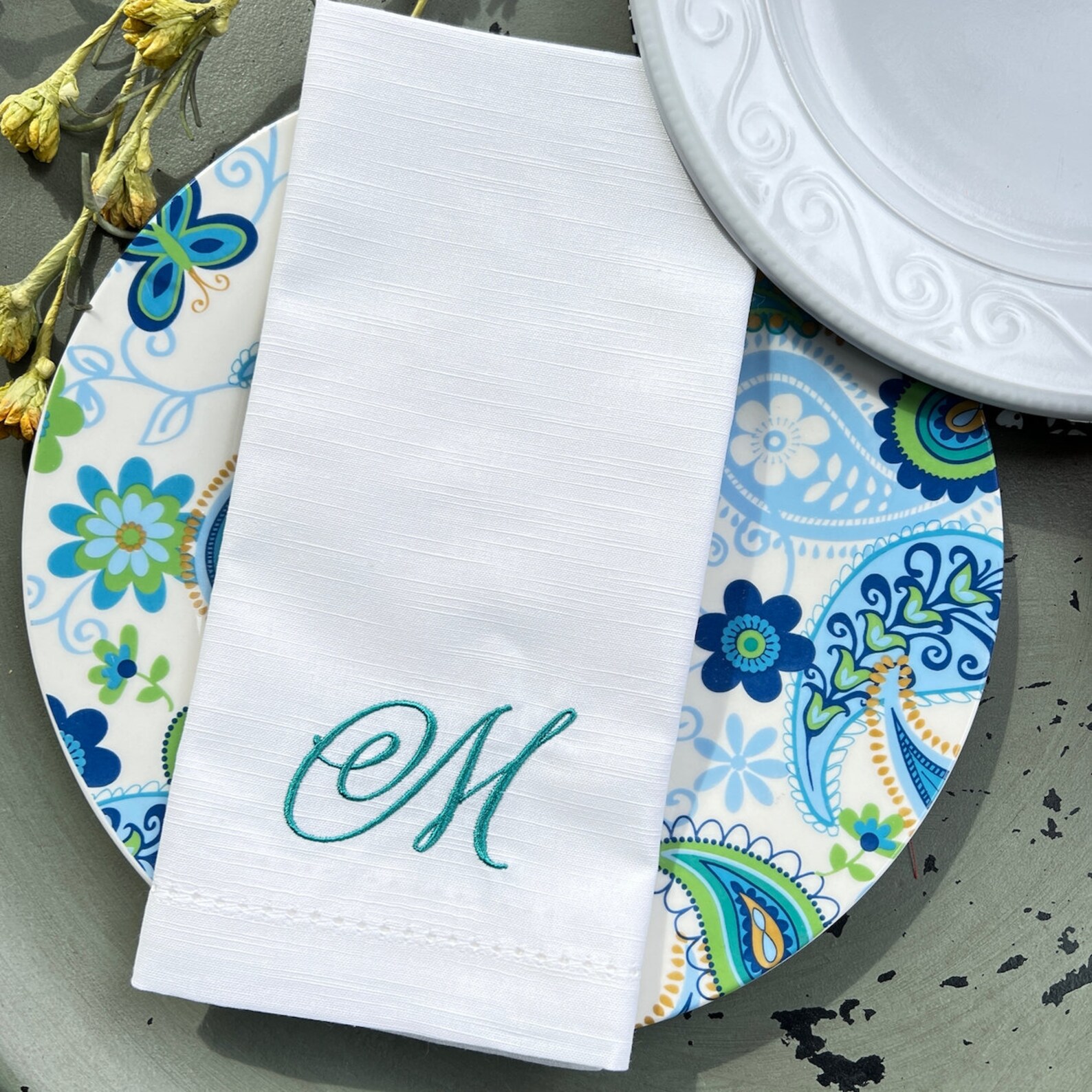 Margie Monogrammed Embroidered Cloth Dinner Napkins Monogram | Etsy