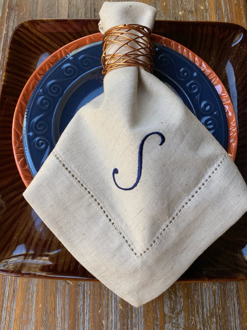 Sophia Monogrammed Cloth Napkins /set of 4 Embroidered - Etsy