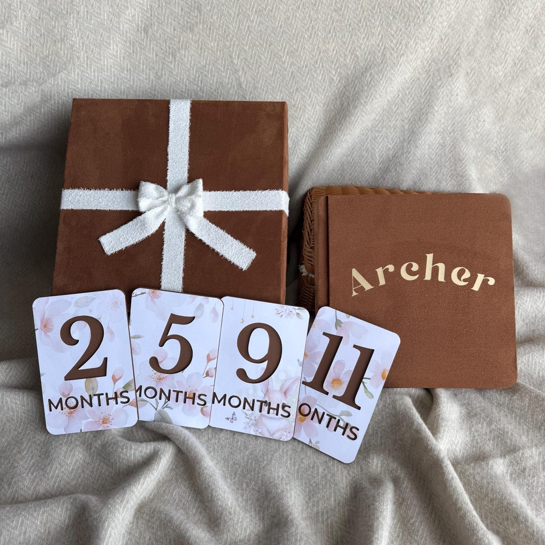 Personalized Baby Keepsake: Memory Box + Baby's First Year Book ...