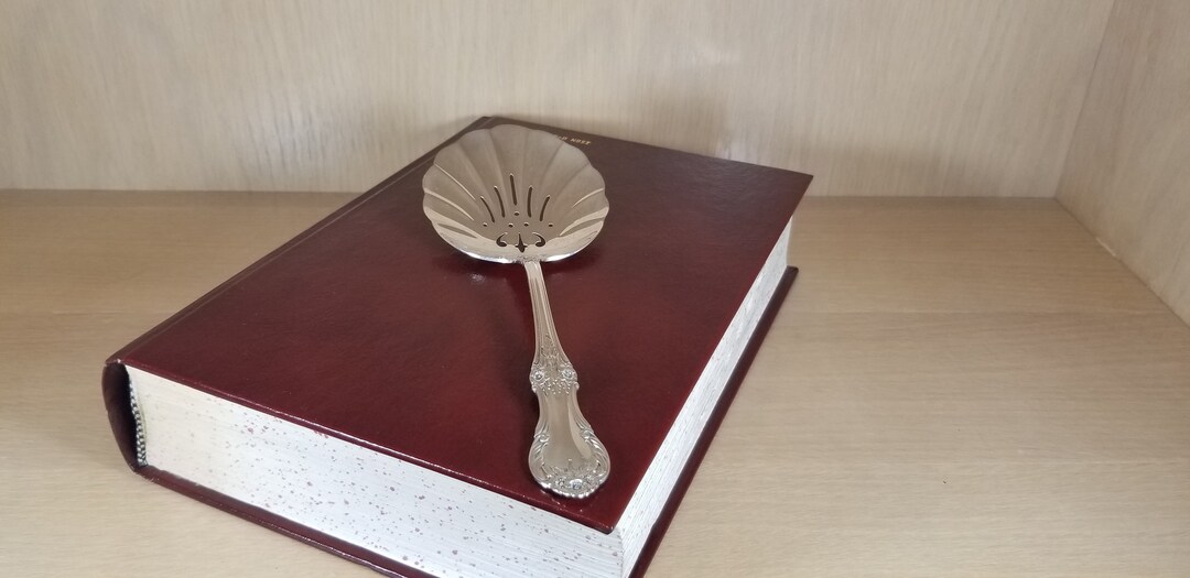 SILVER TOMATO Server-vintage International Sterling-wild Rose Pattern ...