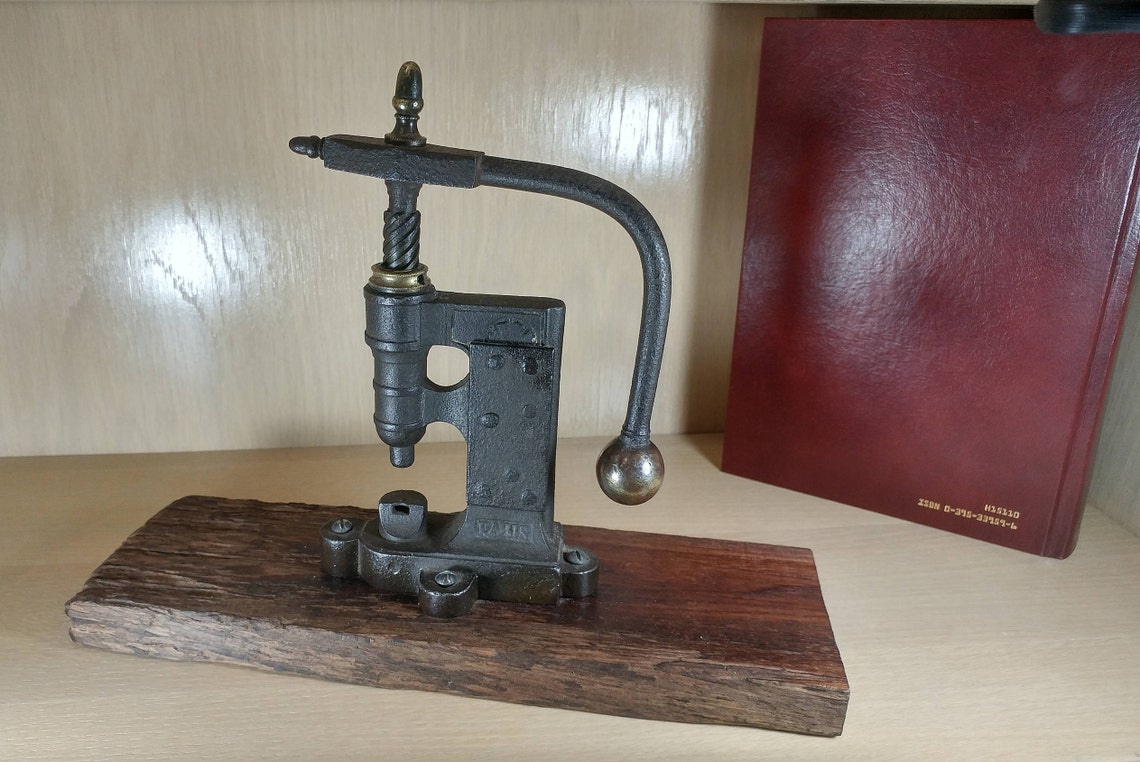 FRENCH EYELET Press-vintage French Tools-antique Paris - Etsy