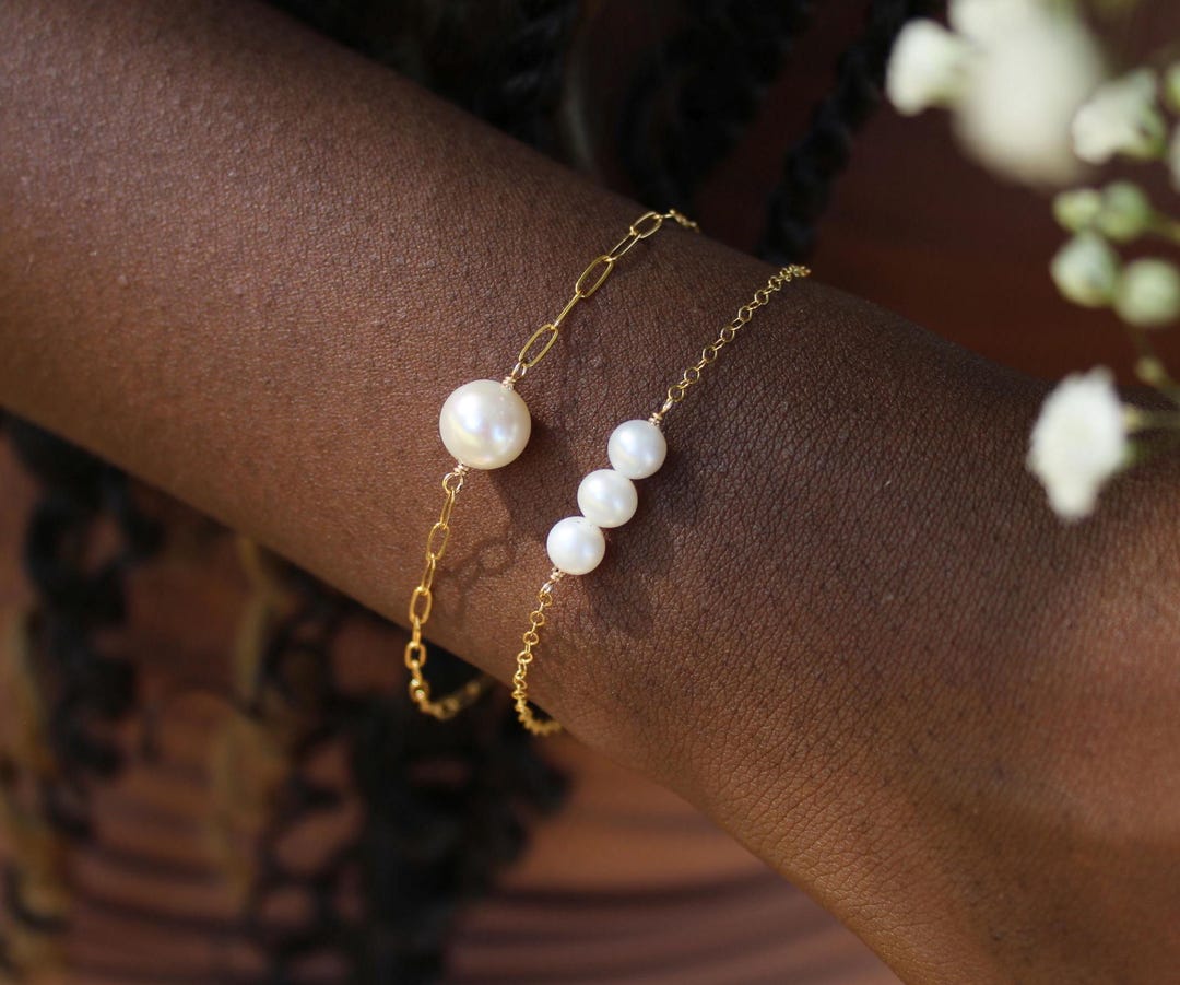 Delicate Pearl Bracelet Stacking Set Bridesmaid Gift Real Pearl Wedding ...