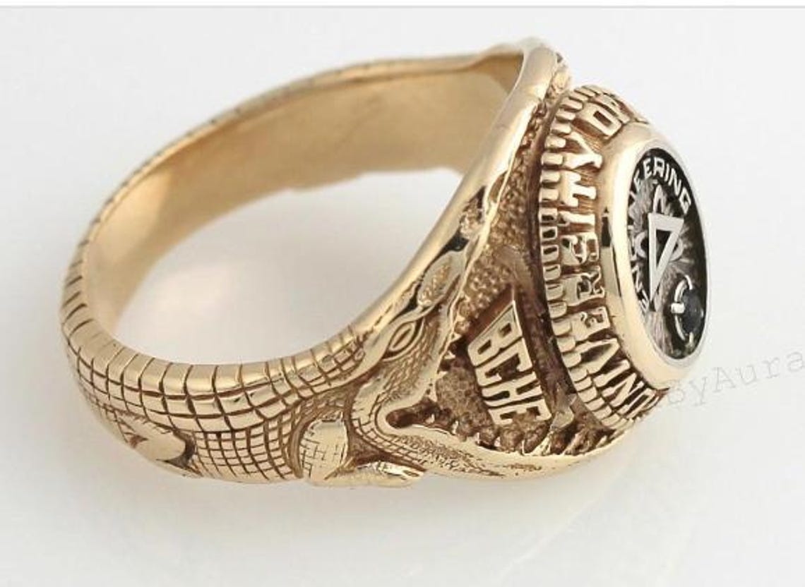 Engraved Graduation College Ring • Oval Stone School Ring • Alumni Gift ...