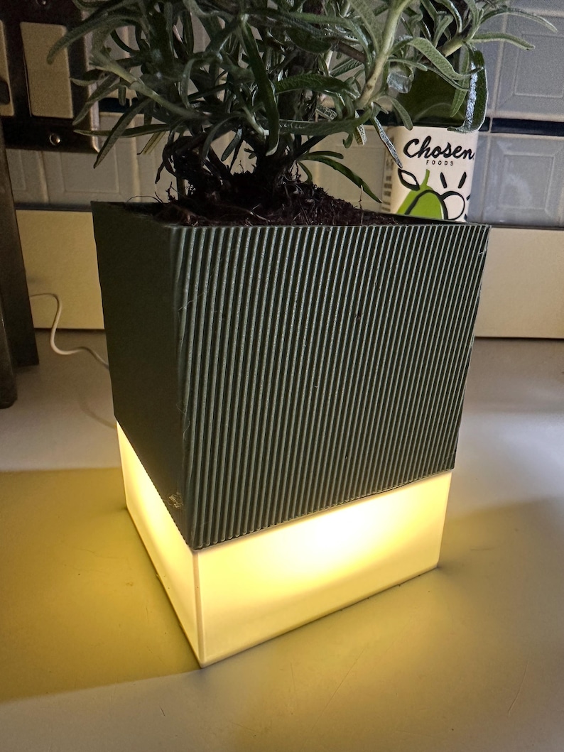 Modern Planter Lamp – 2-in-1 Decorative Plant Pot With Built-in Light ...