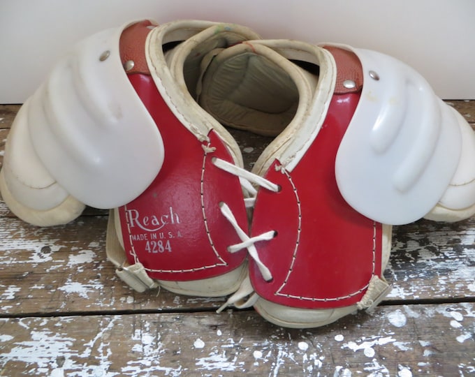 Vintage Reach Football Pads Shoulder Pads Sports Memorabilia - Etsy