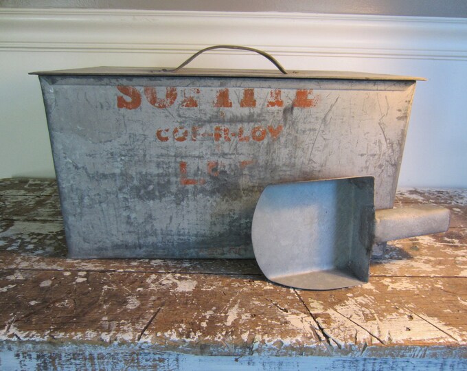 Vintage Metal Grain Feed Box and Scoop Metal Storage - Etsy