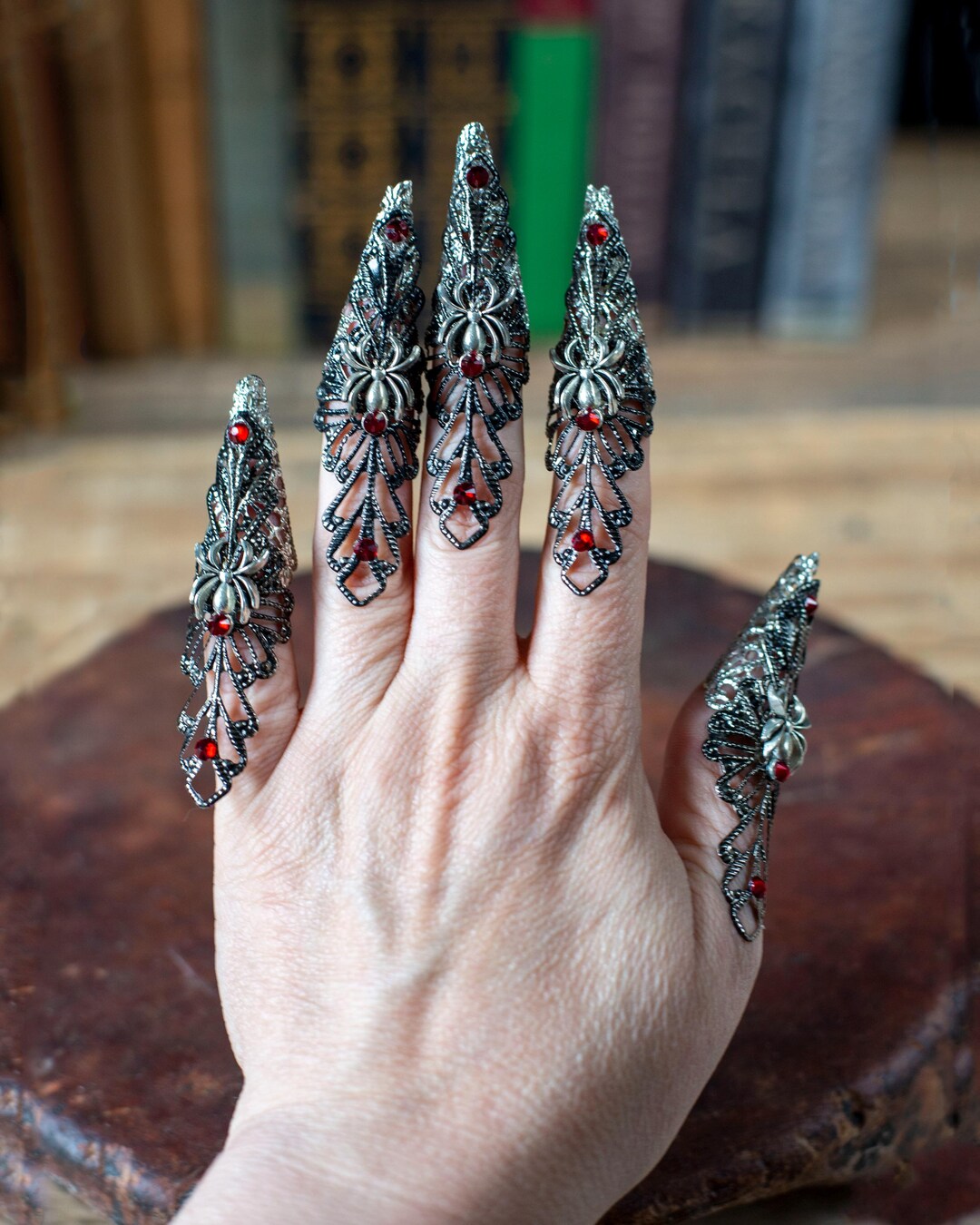Gothic Spider Claws : Fingertip Nail Ring, Vampire Finger Armor - Etsy