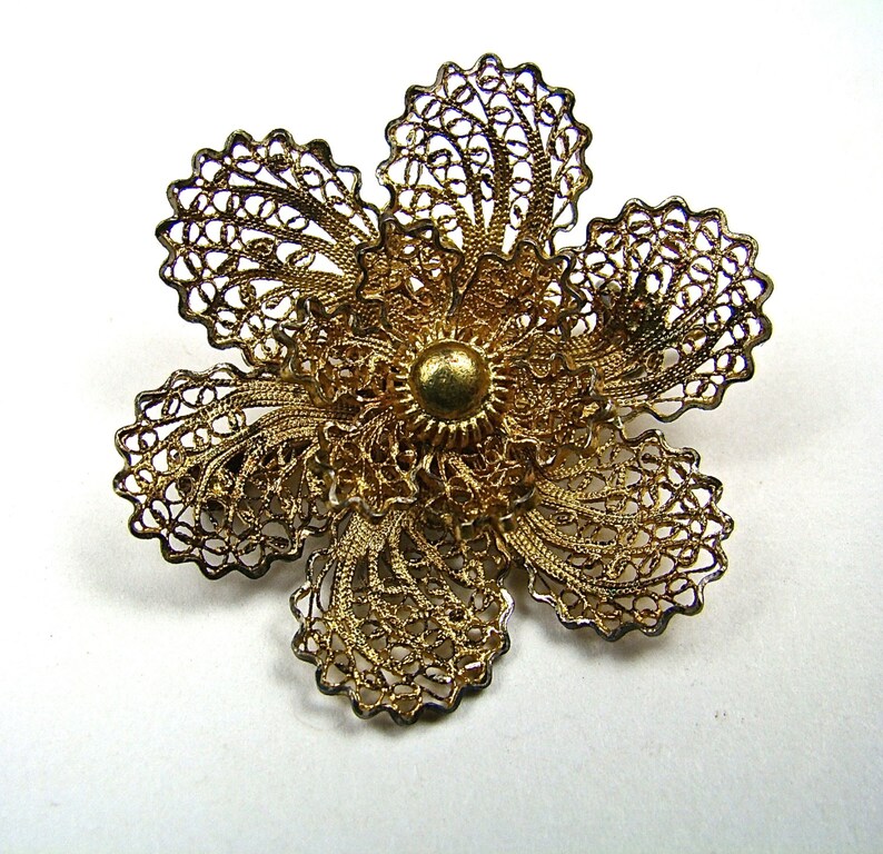 Vintage Filigree Flower Brooch, Gold Tone - Etsy