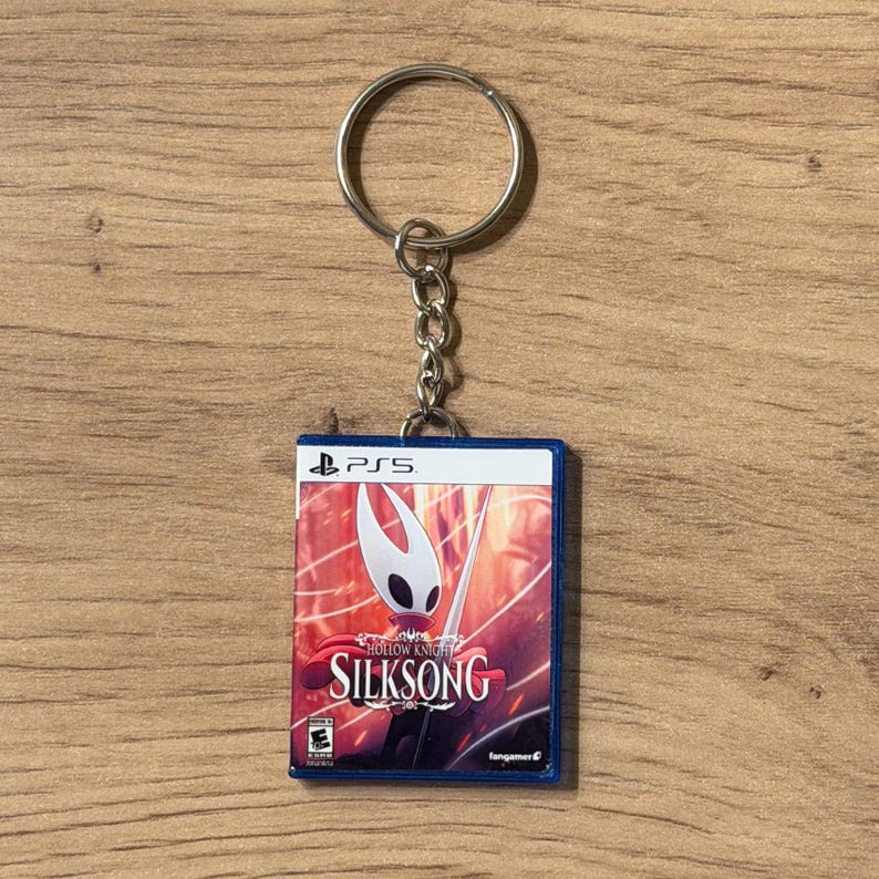 Hollow Knight Keychain – Silksong Mini Game Case – PS4 PS5 Inspired ...