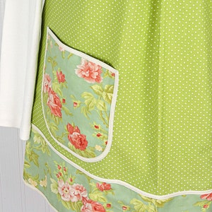 SHIPS FAST Scarlet & Sage Roses Pinafore Apron With No Ties, Relaxed ...