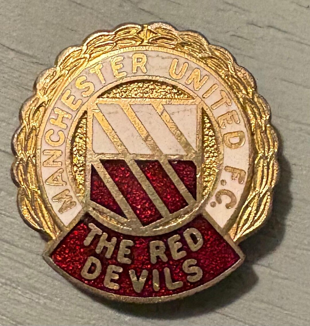 Vintage Manchester United Red Devils Metal Badge - Etsy