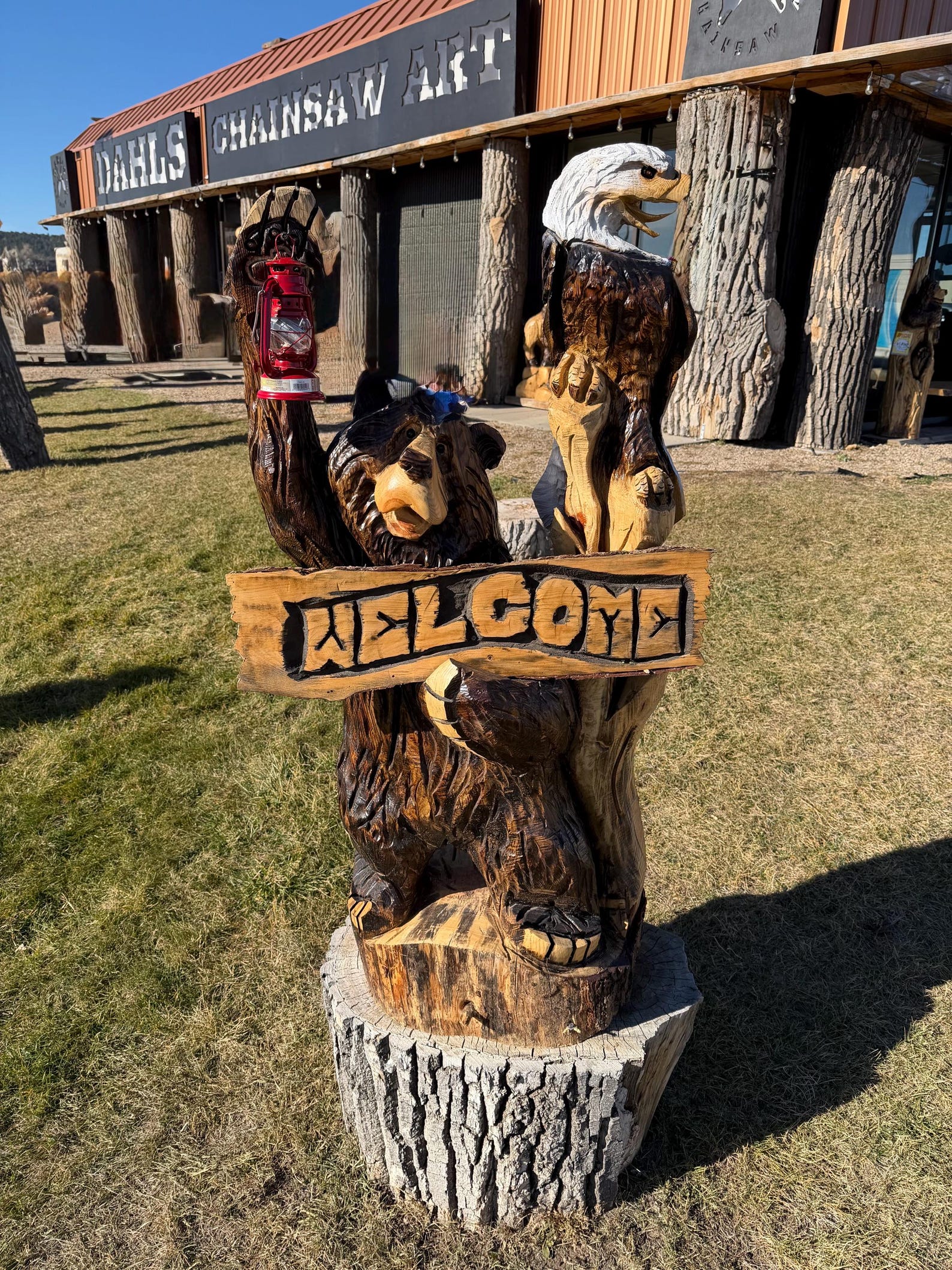 Chainsaw Carved Welcome Waving Bear With Lantern, Eagle on Branch - Etsy