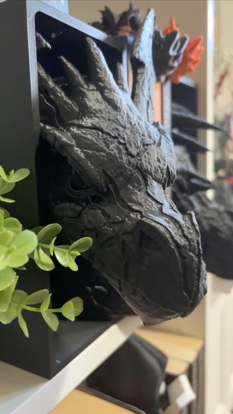 Fourth Wing Inspired Dragon Bookend | 3D Printed Fantasy Decor - Etsy
