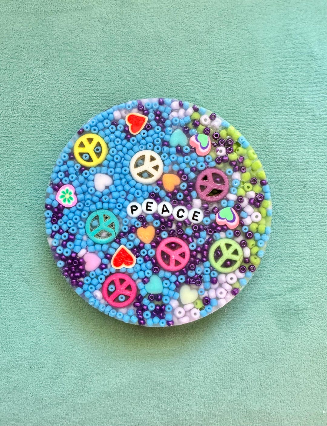 Peace and Love Large Circle Silicone Pad for Skin Picking, Picking ...