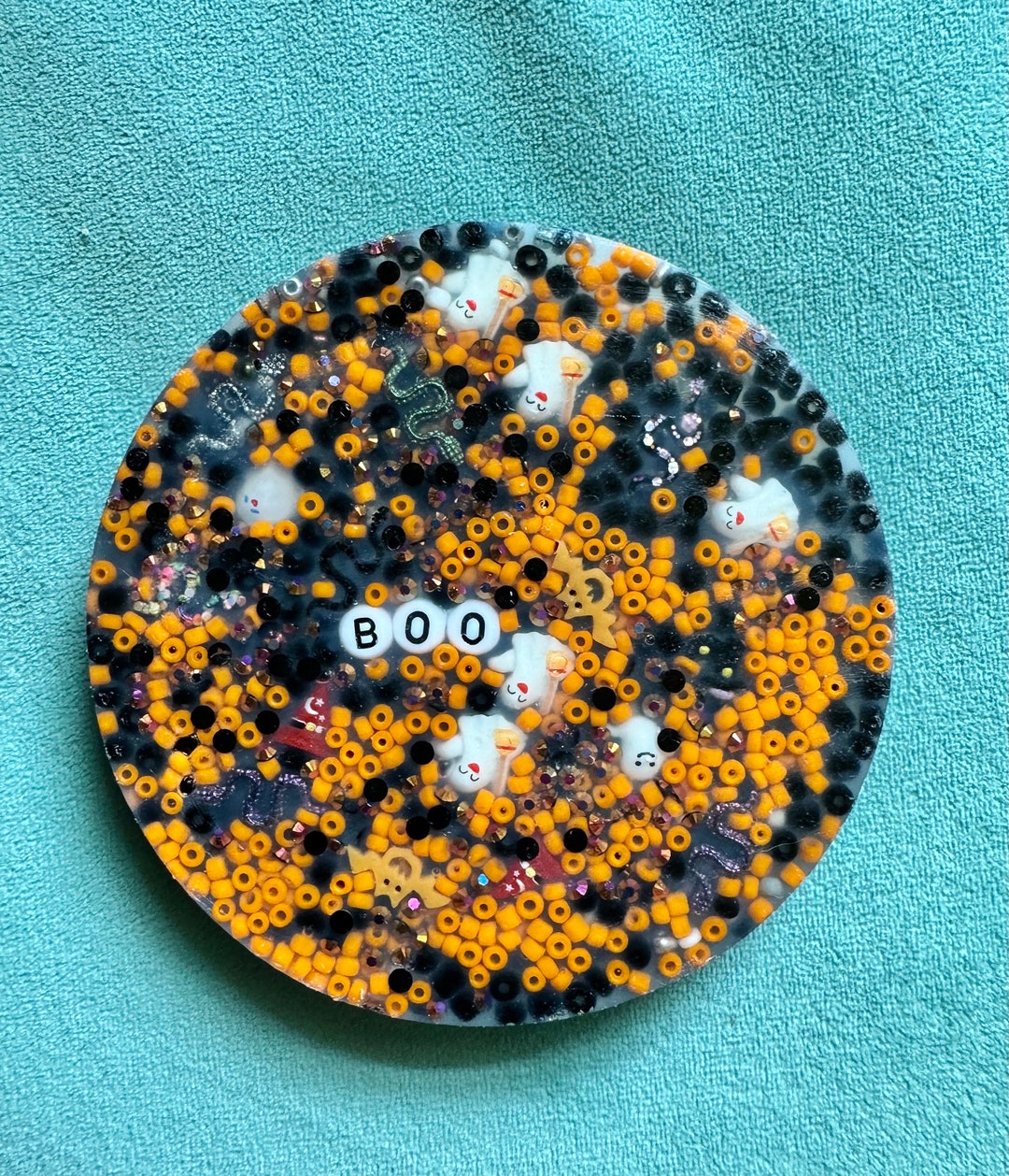 Boo! Halloween Large Circle Silicone Picking Pad for Skin Picking ...