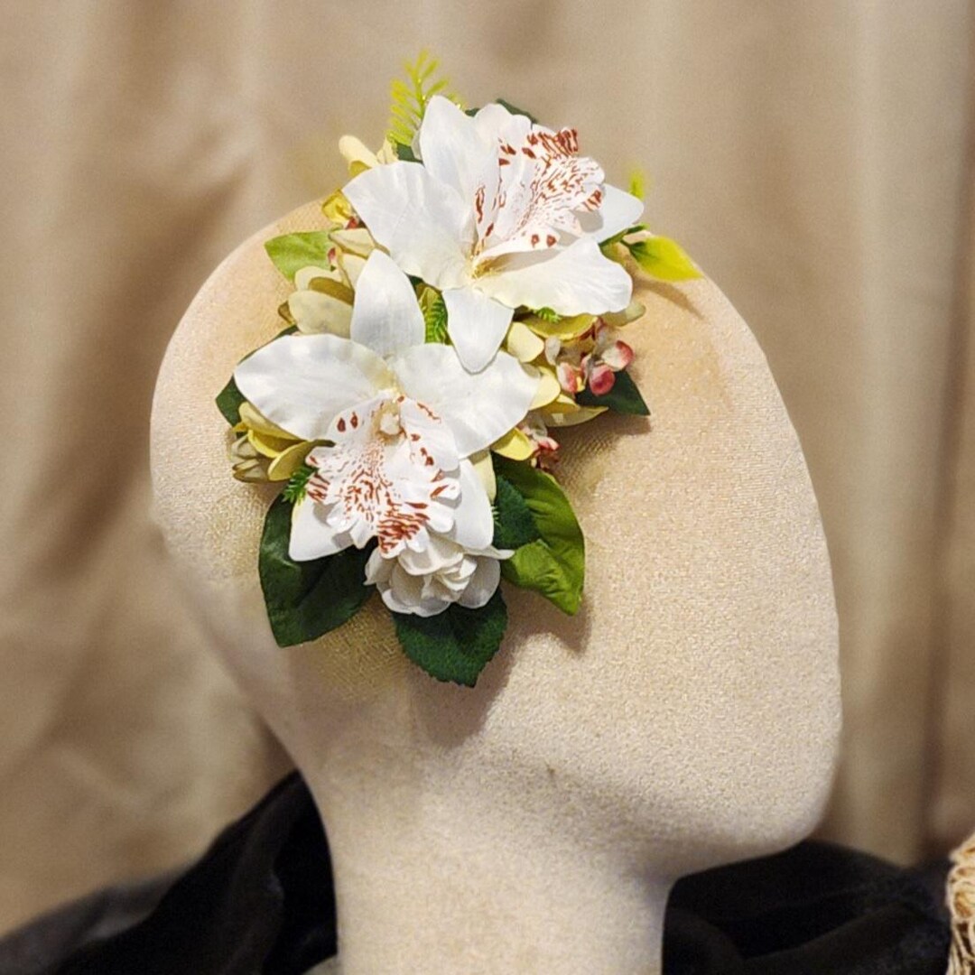 White and Green Tropical Hair Flower Clip Tiki Hawaiian White Orchids ...