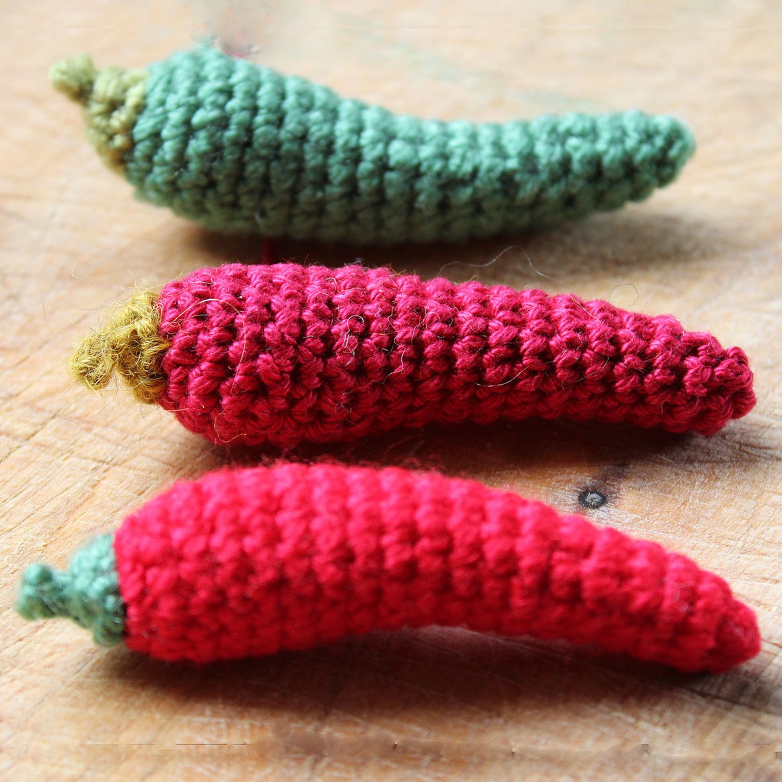 Crochet Pattern for a Silly Chilli Brooch - Etsy