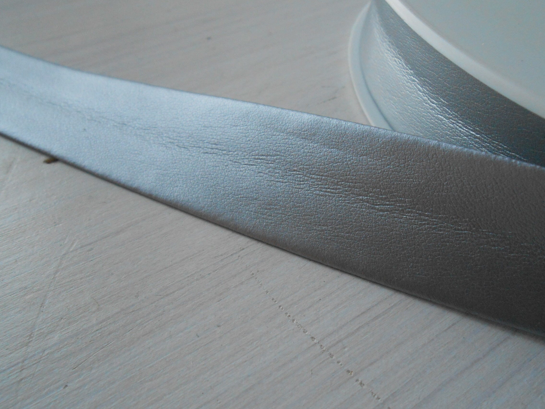 Vegan Leather Bias Tape Silver Double Folded 1
