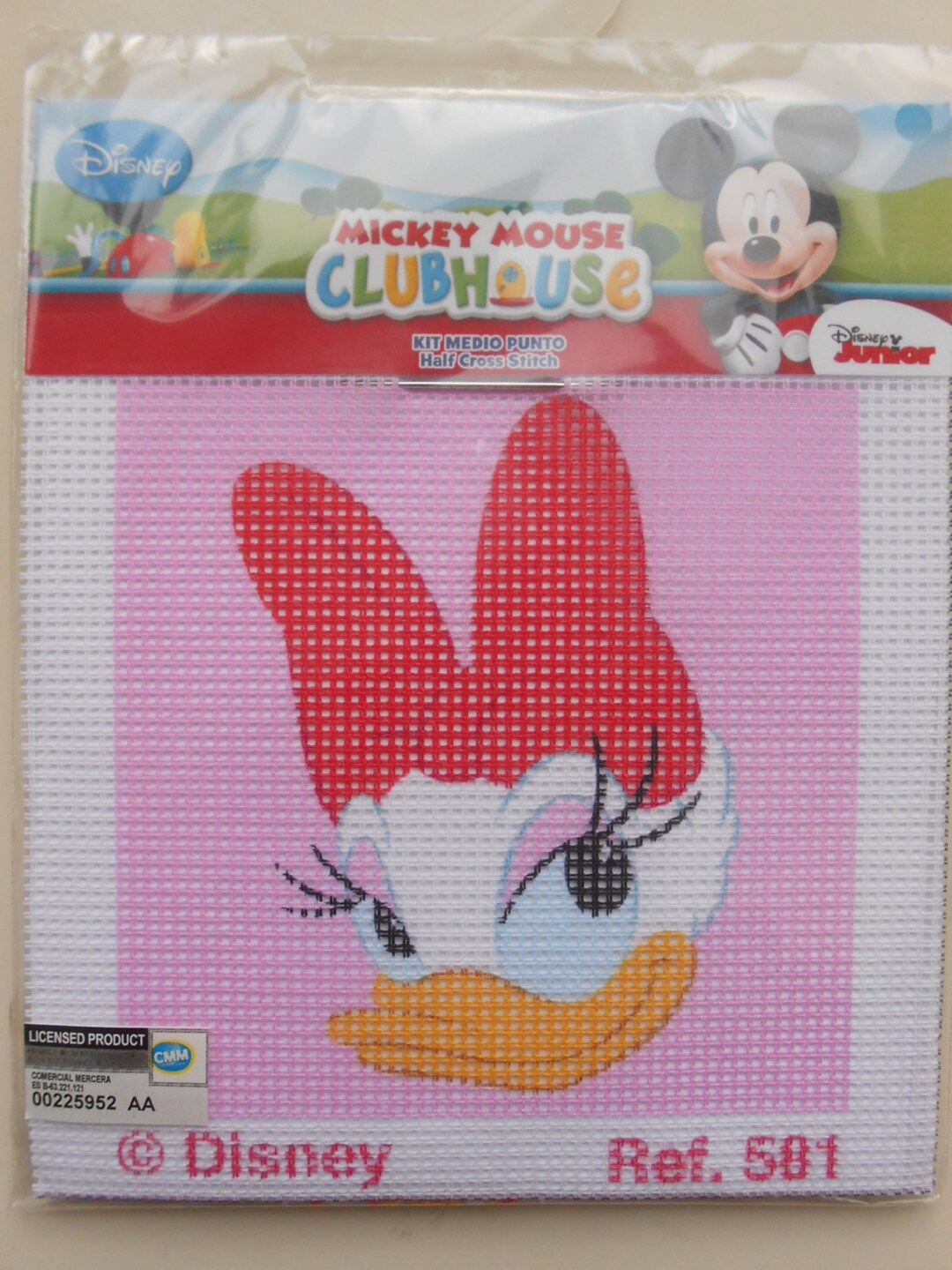 Disney Needlepoint Kit Daisy Duck - Etsy