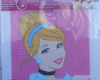 Disney Needlepoint Kit Frozen Princess Anna - Etsy