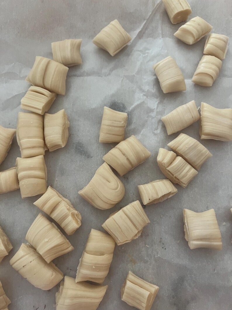 Kentucky Pull Cream Candy 1lb - Etsy