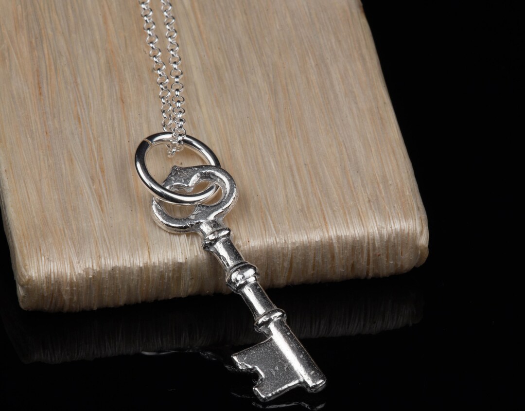 Sterling Silver Key Pendant Necklace - Etsy