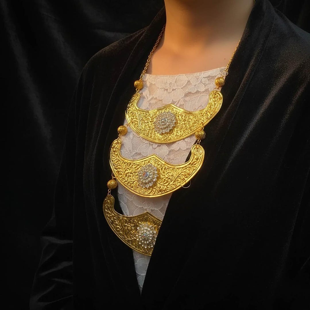 Traditional Gold Triple Layer Necklace | Indonesian Ethnic Wedding ...