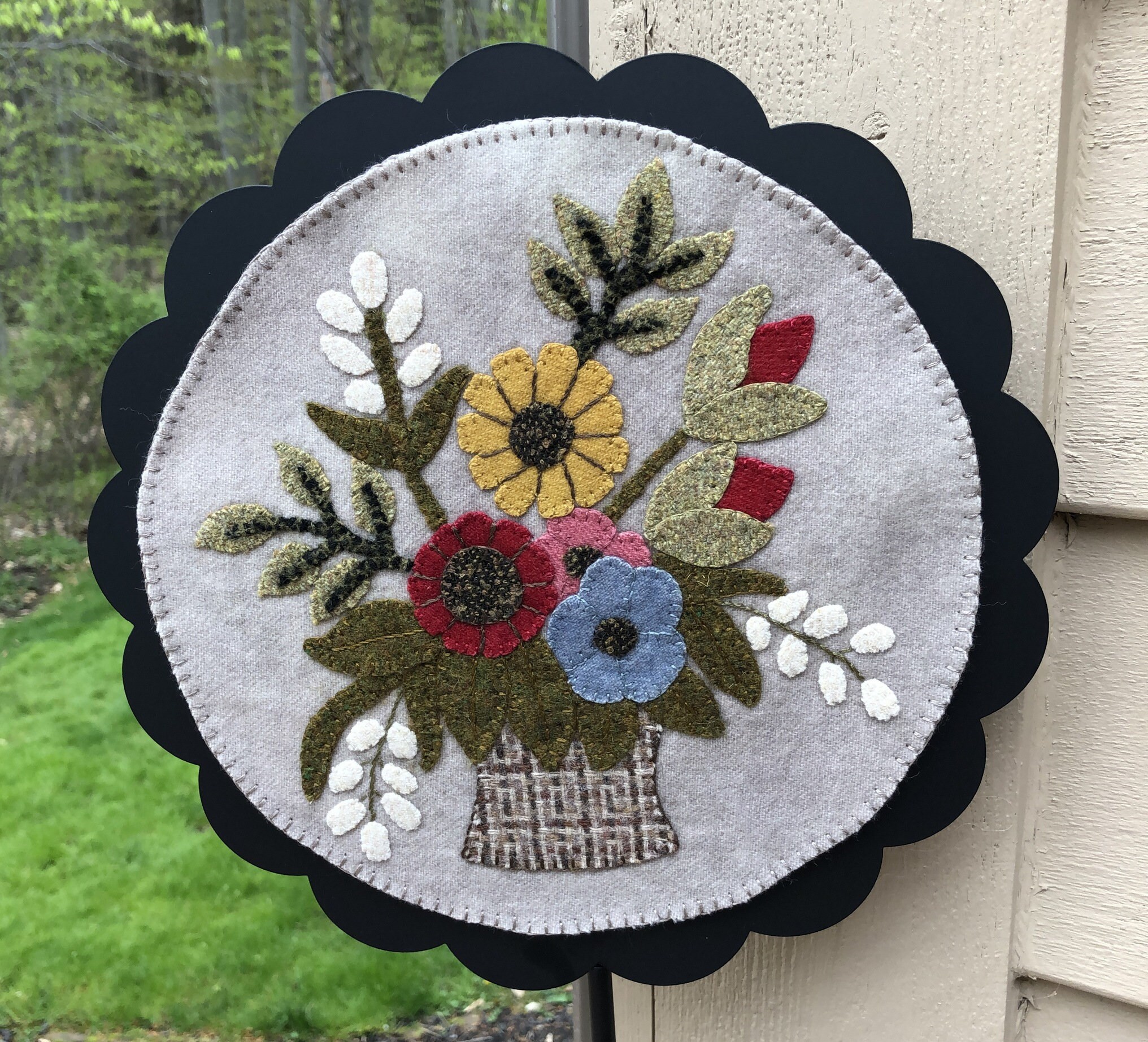 May Flower Wool Applique From Around the Year - Etsy