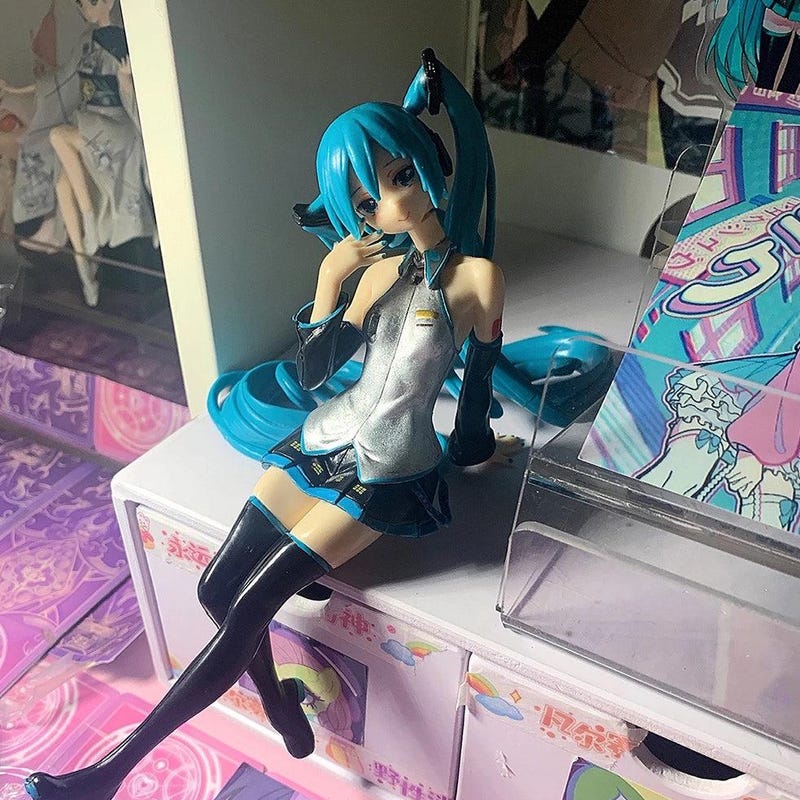 Hatsune Miku Sitting Figure - Etsy