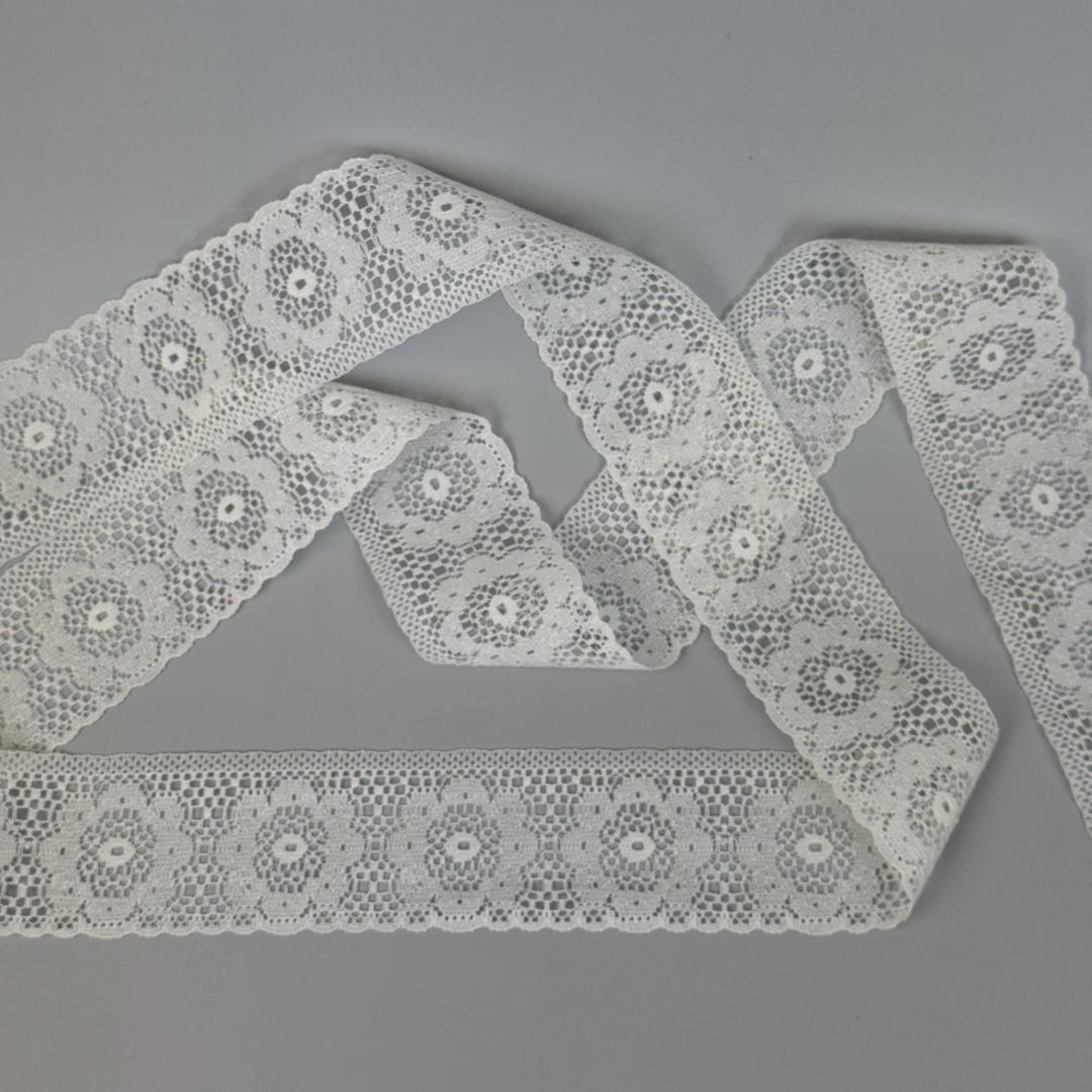 White Geometric Floral Lace Trim - Embroidered Scalloped Edge, 2" Wide ...