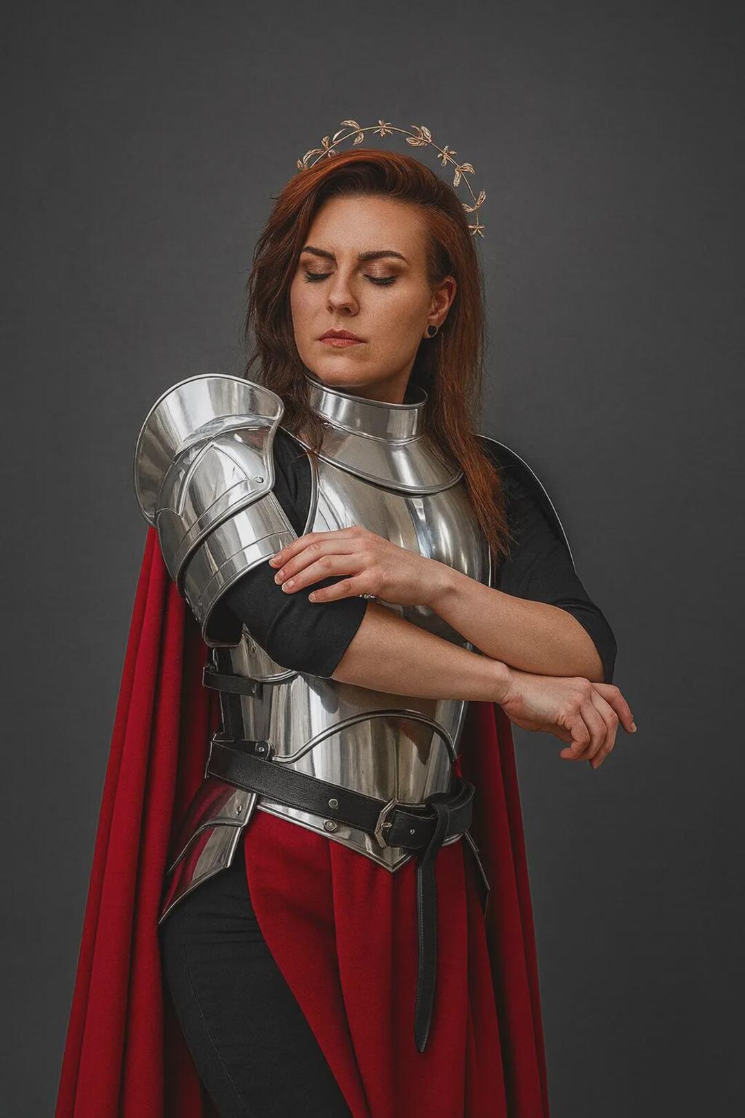 Half Lady Knight Armor Set | Cuirass, Leg Guards, Pauldrons With Gorget ...
