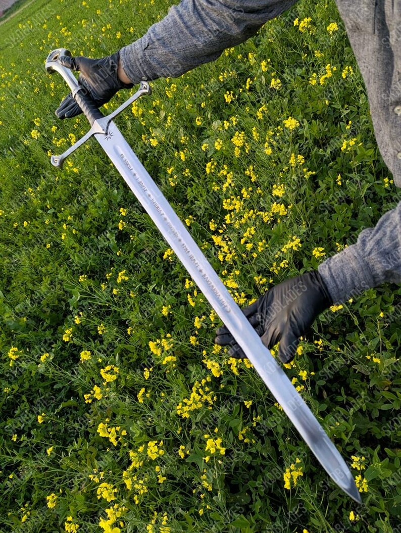 Andúril Sword Replica | Aragorn LOTR Gift | Stainless Steel Prop Handmade Cosplay Sword Best ...