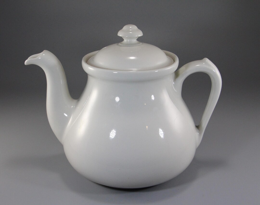 Vintage Hall 8-cup "crown" Teapot (48 Ounces), White - Etsy