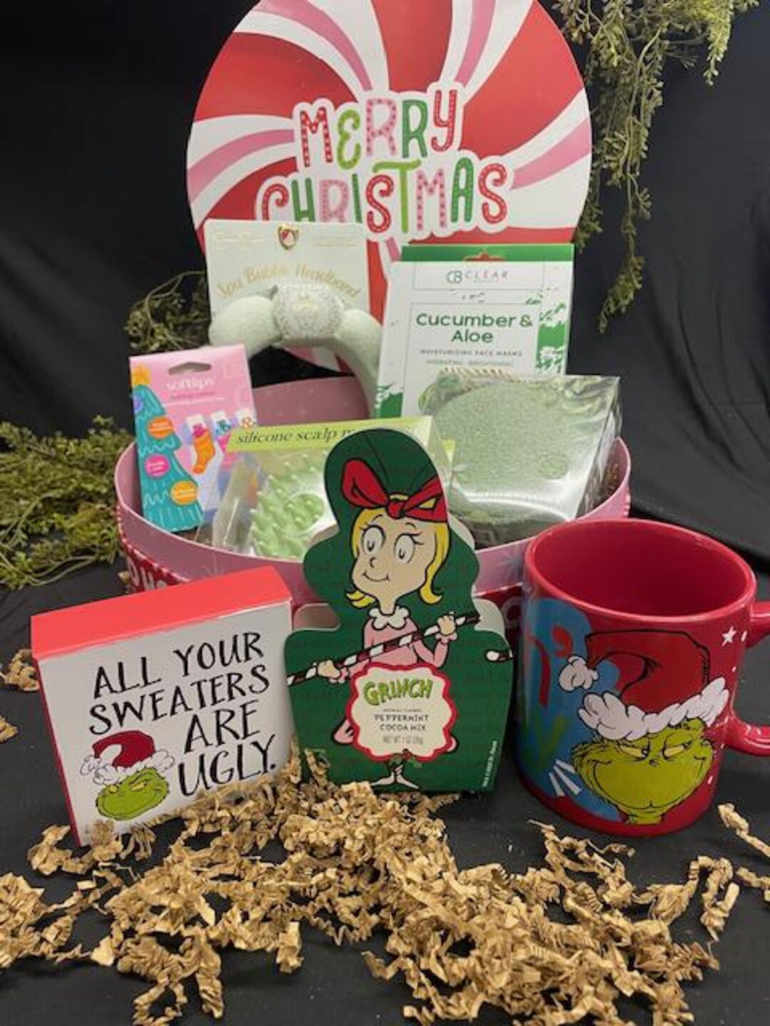 Large Christmas Grinch Gift Basket - Etsy