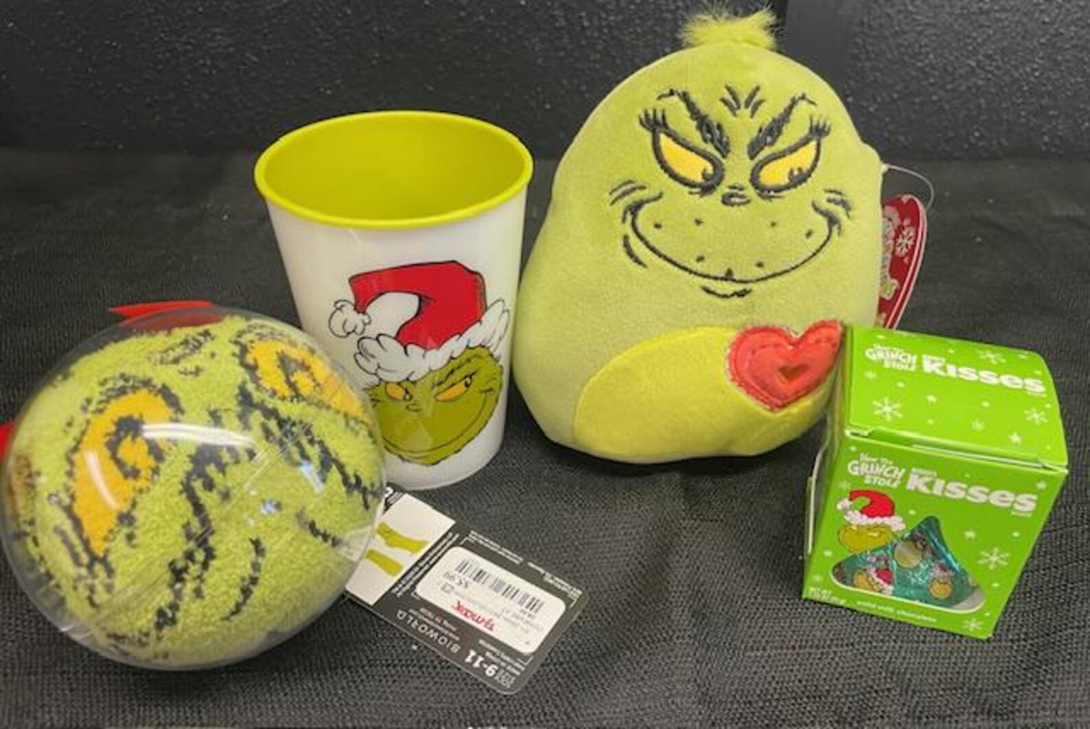 Large Grinch Christmas Bucket - Etsy