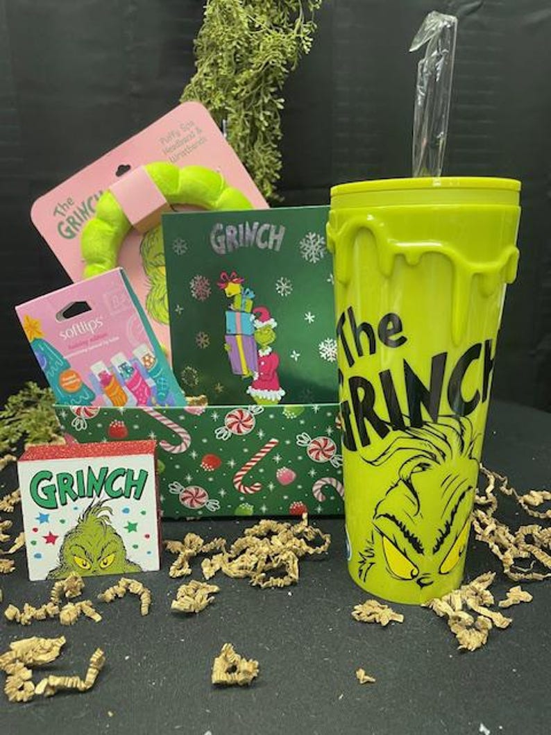 Grinch Spa Christmas Gift Basket Relax, Refresh & Feel a Little Grinchy ...