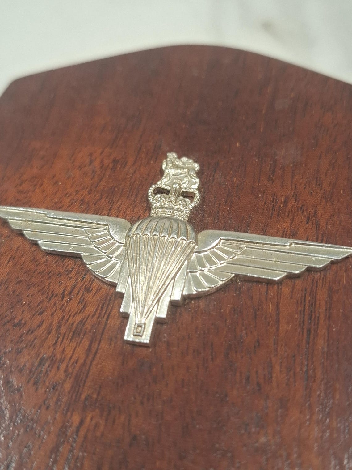 Vintage Paratrooper Cap Badge Shield Mounted - Etsy UK
