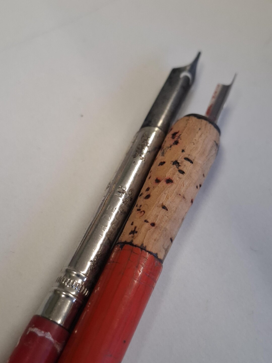 Vintage 2 X Red Finish Dip Pens - Etsy