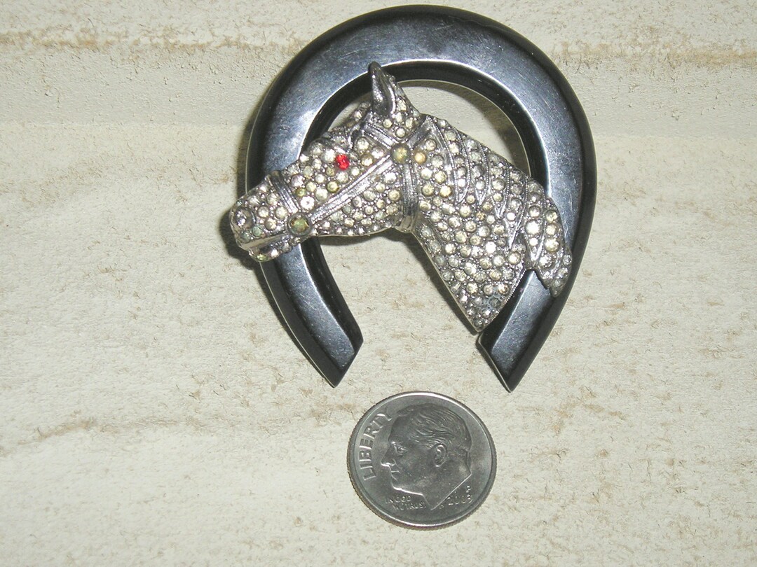 Vintage Rare Rhinestone Horse Head Brooch With Bakelite Horse Shoe ...