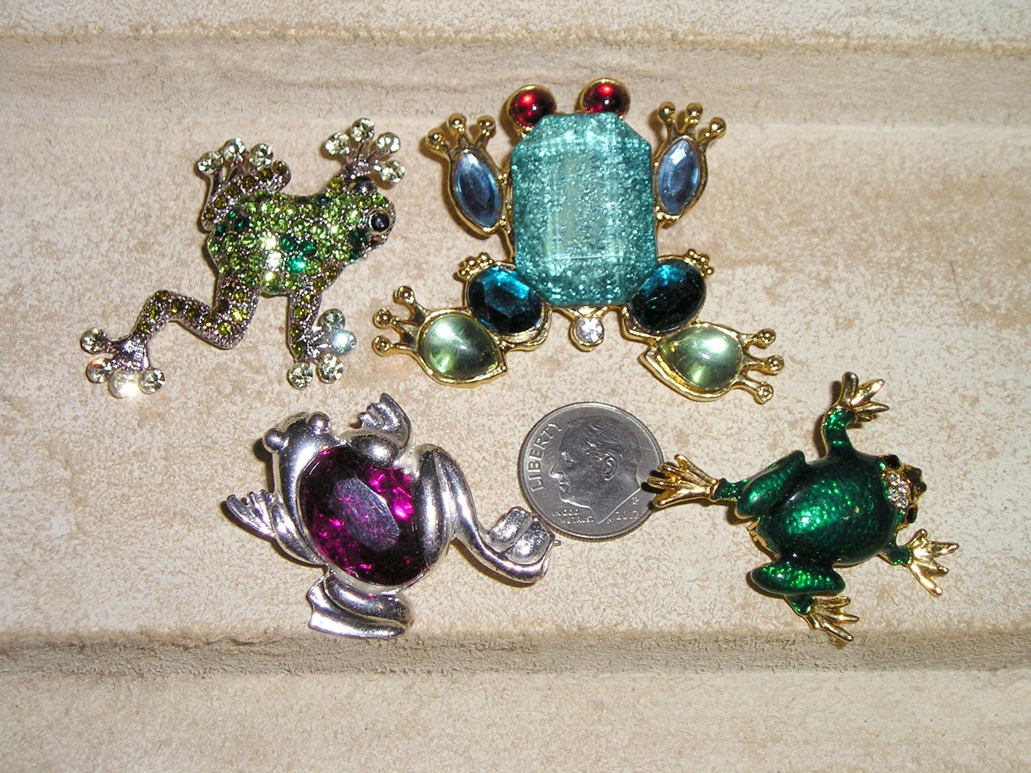Vintage Lot of 4 Frogs Brooch Pins Large One is Signed Two Sisters 1980 ...