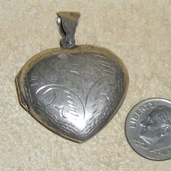 Extra Large Locket - Etsy