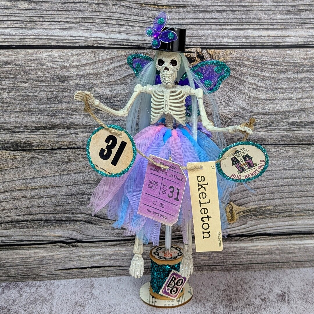 HALLOWEEN Handmade Decor With Vintage Wood Thread Spool - SKELETON ...