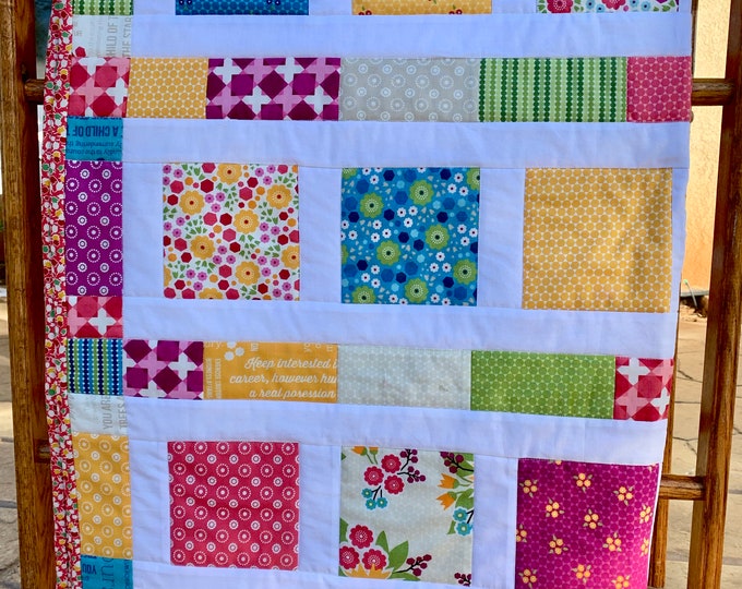 Patchwork Floral Quilt Flowers in the Sunshine - Etsy